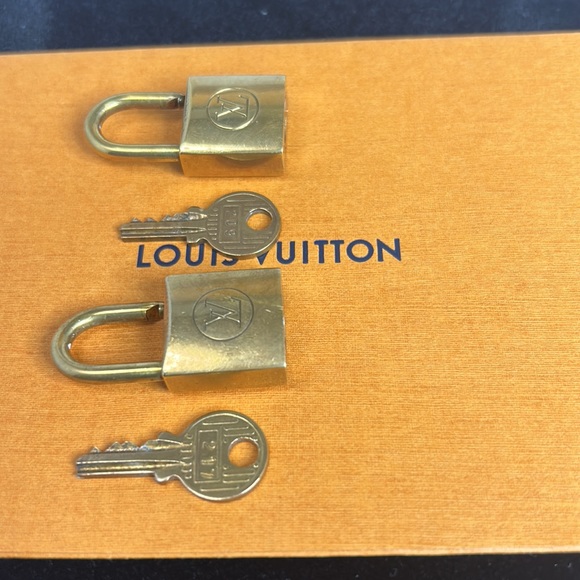 Louis Vuitton | Accessories | Louis Vuittonrare Lock And Key 29 Or 27 ...
